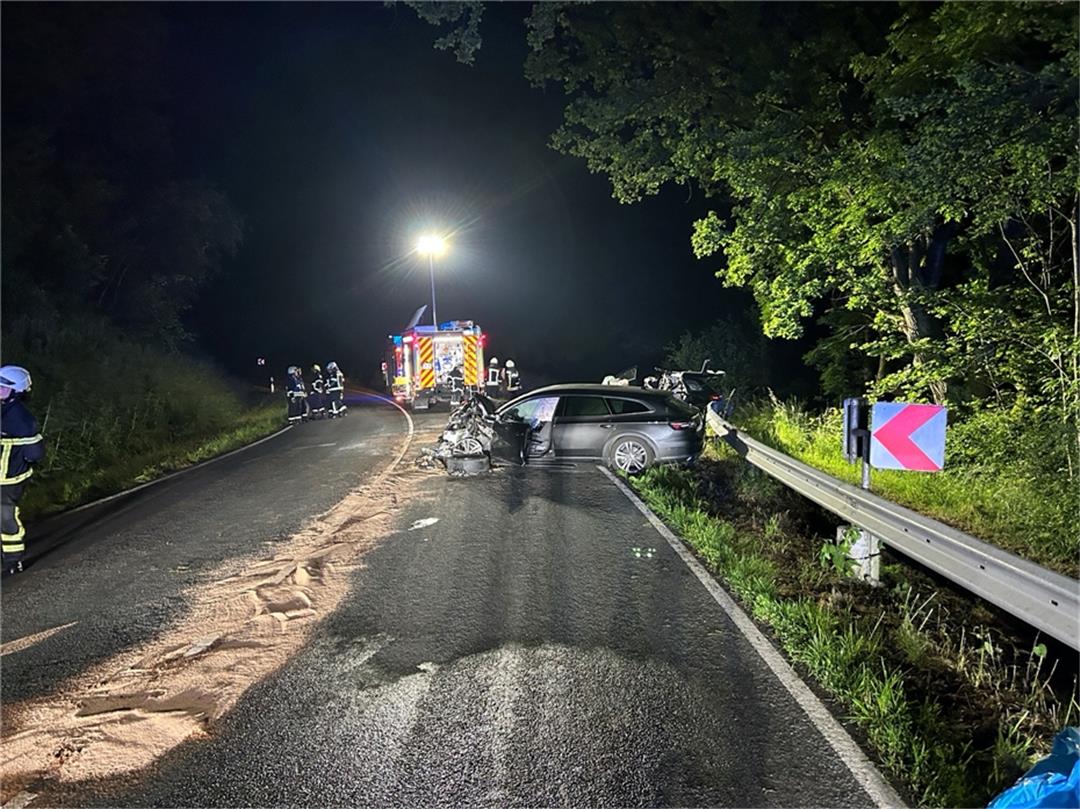 Raubach: 28-Jähriger stirbt nach Frontalcrash