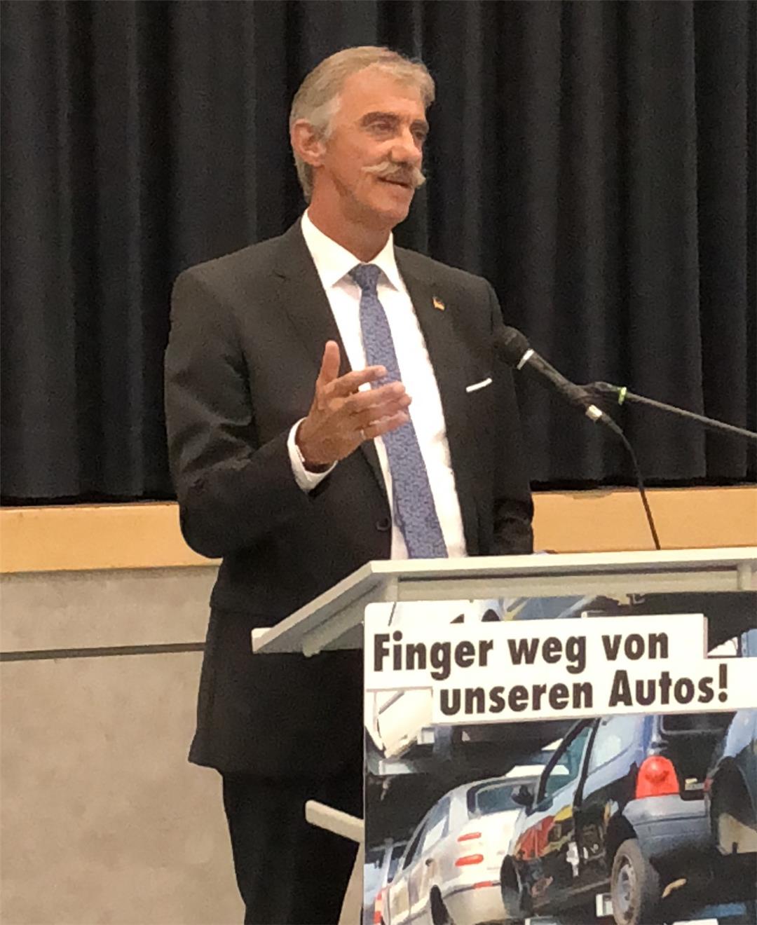 Geld bewegt das Land