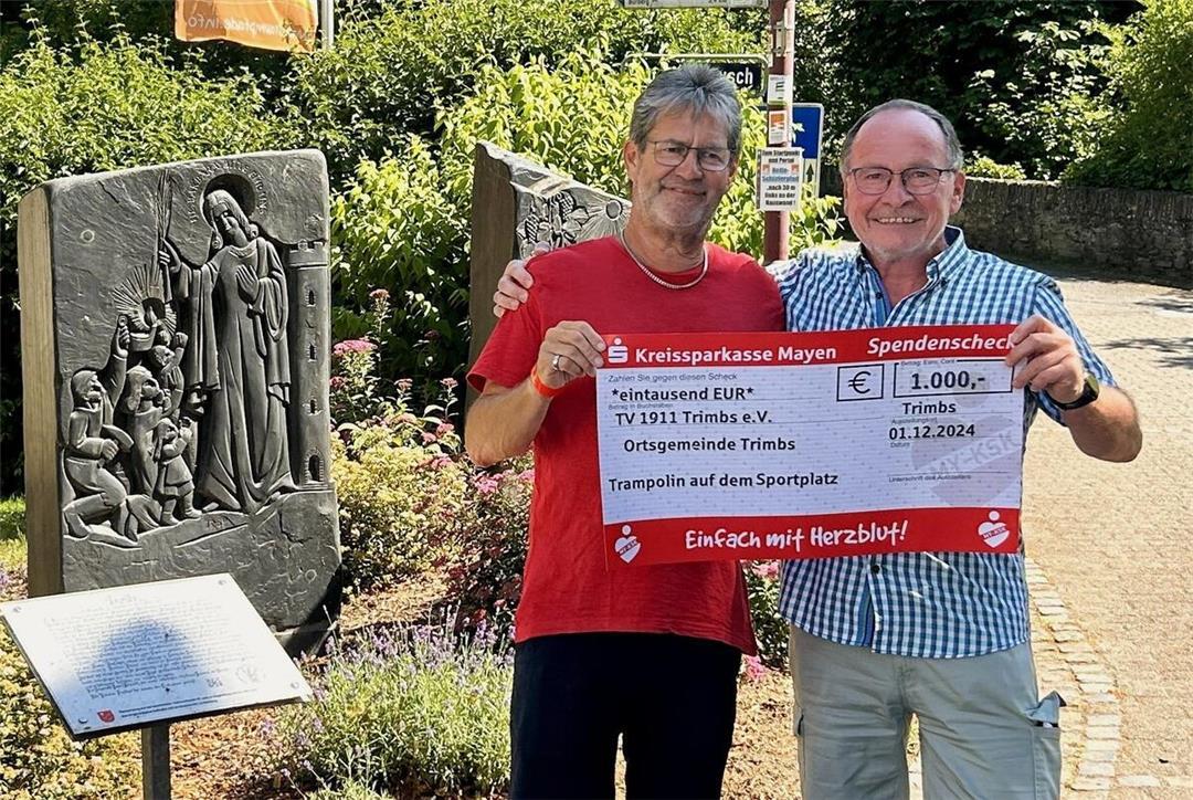 TV 1911 Trimbs spendete für Außen-Trampolin