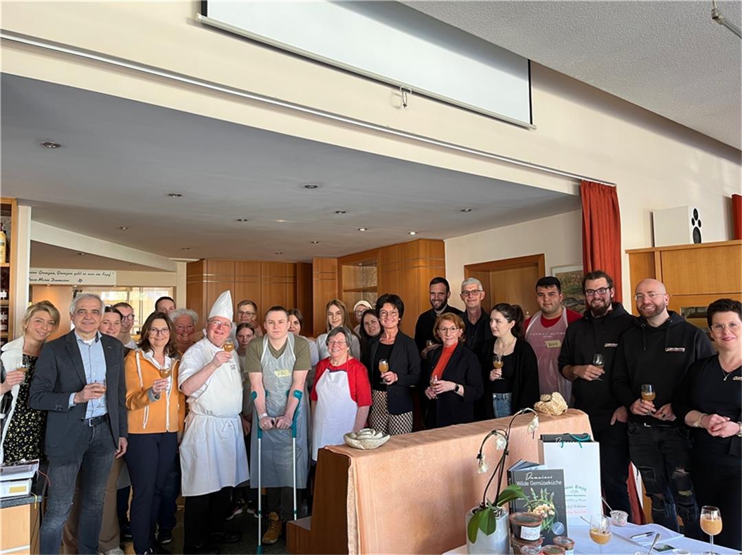 Mehr als ein Kochkurs - Jugendliche stehen im Mittelpunkt