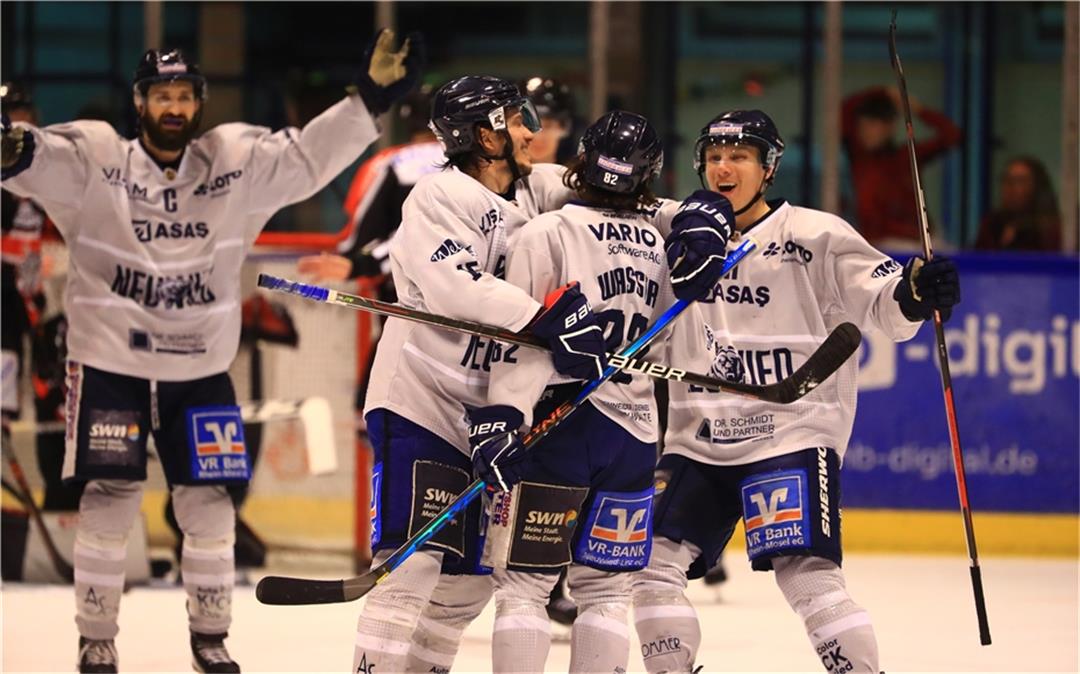 Special Teams bescheren EHC die Serienführung