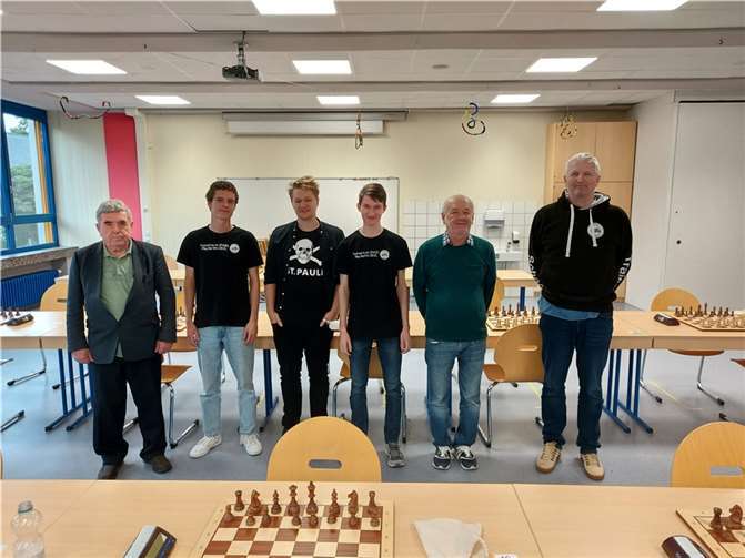 Internationaler Meister Yuri Boidman war der Sieger