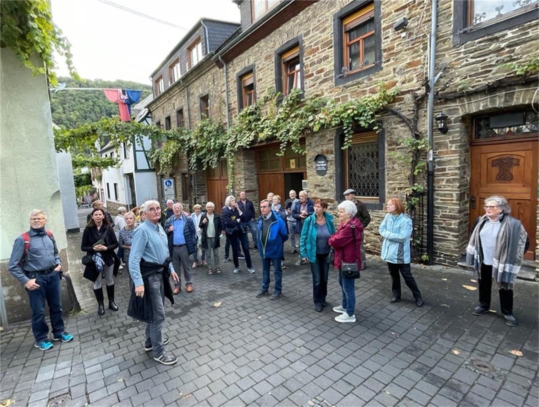 Spannende Ortsführung in Winningen