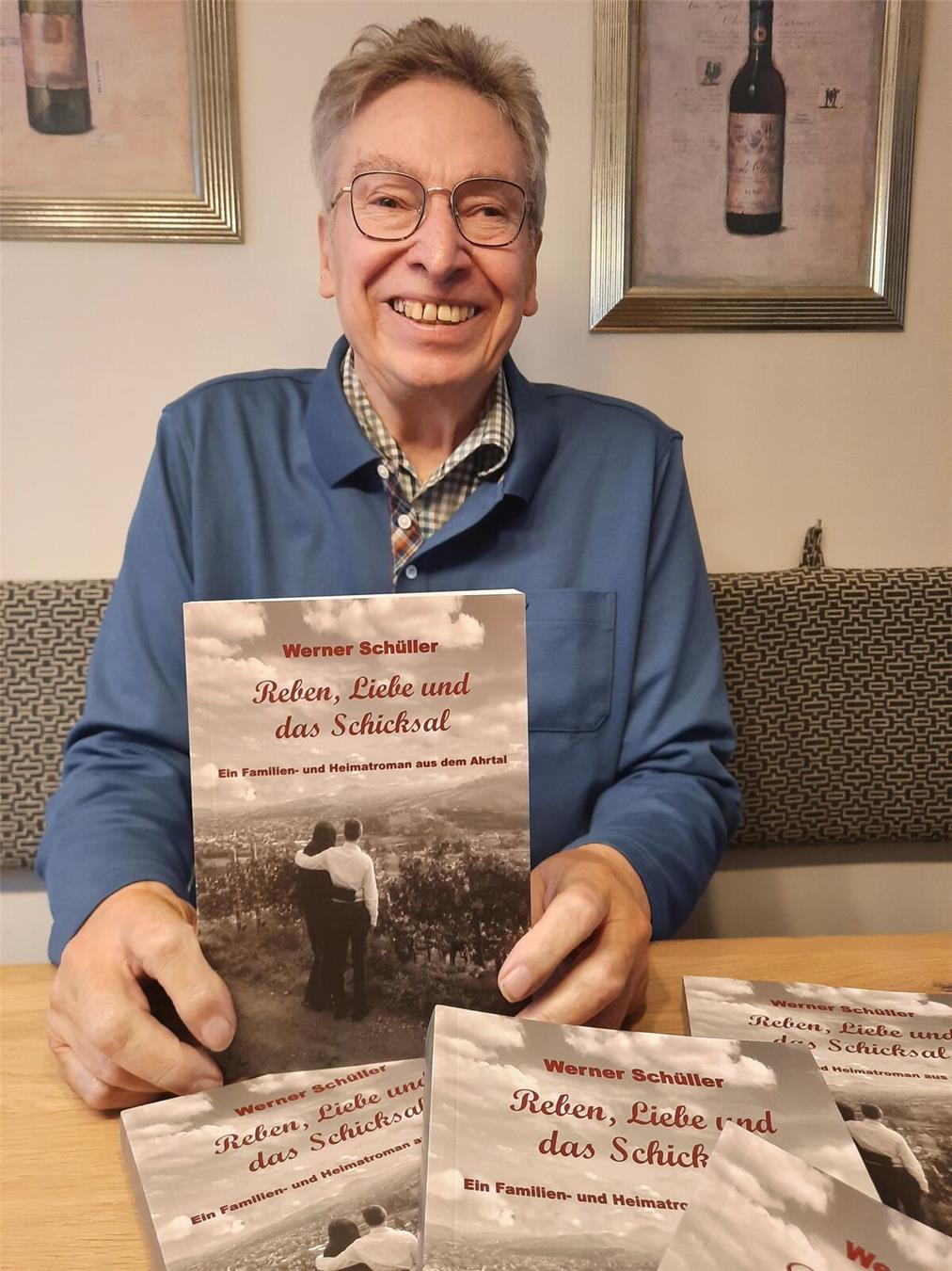 Werner Schüller präsentiert seinen ersten Roman