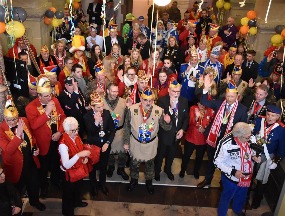 Die Sanis belagert und „verhauen“