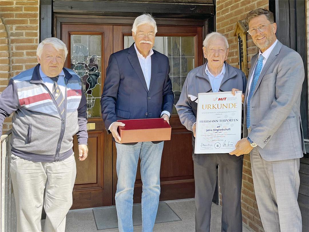 Mittelstandsunion ehrt Ahrweiler Unternehmer Herrmann Terporten