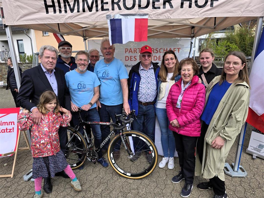 Spenden an drei engagierte Rheinbacher Vereine