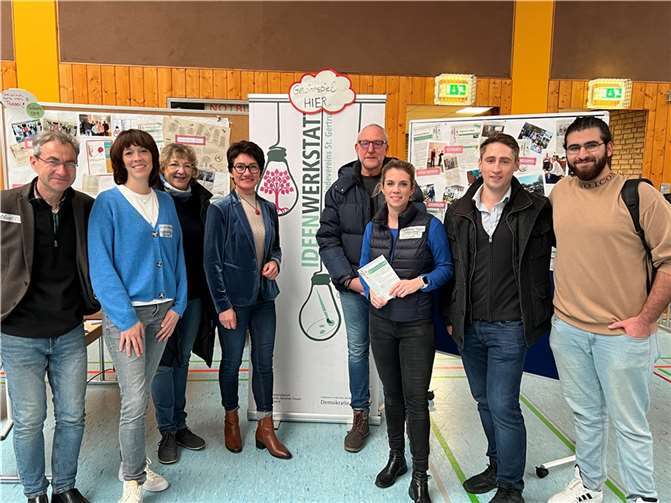 Zusammenhalten für die Demokratie