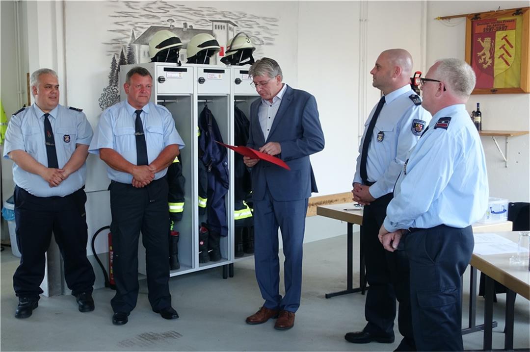 Ehrungen, Beförderungen und Entpflichtungen