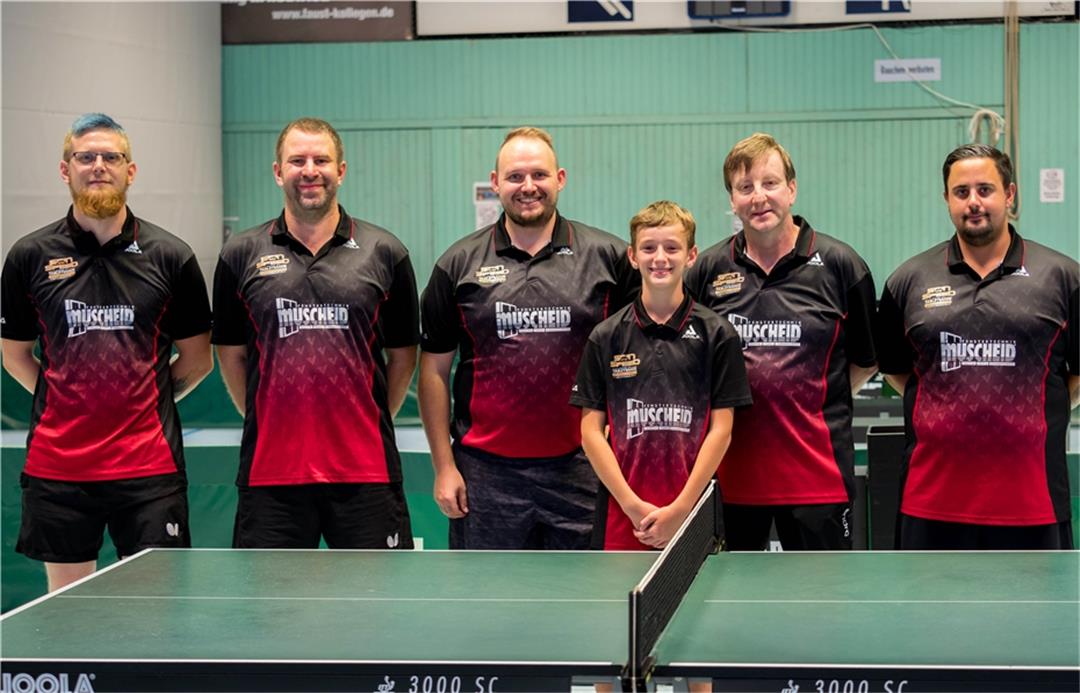 Sieg zum Start in die Bezirks-Oberliga